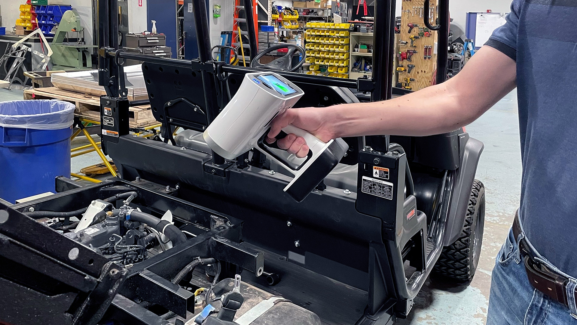 如何利用Artec Leo为Curtis Cabs的逆向工程提速 | Artec3D 应用